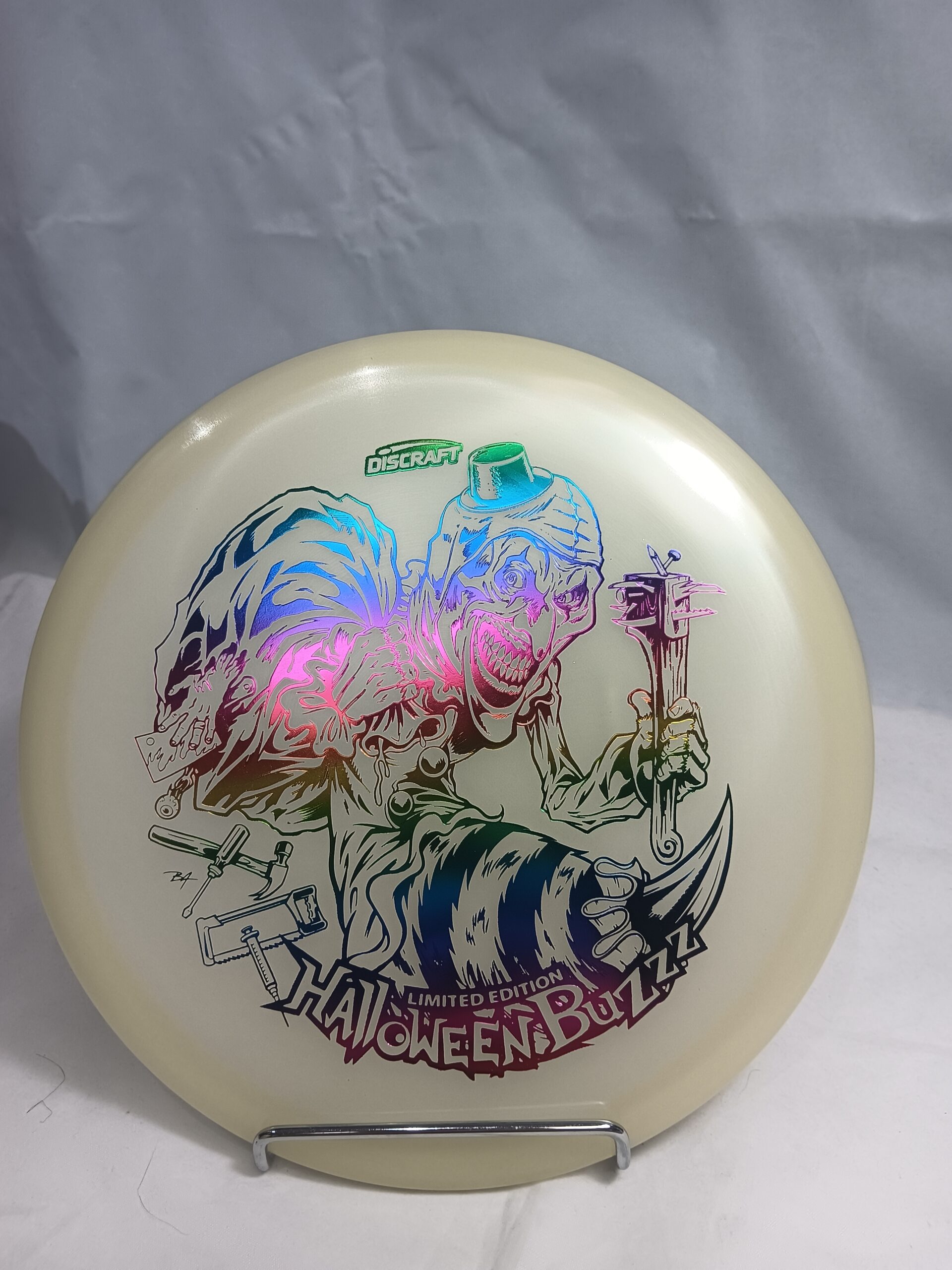 Discraft Buzzz - 2025 Mega Glow Halloween 177g+ (Rainbow Foil) - My Boy ...
